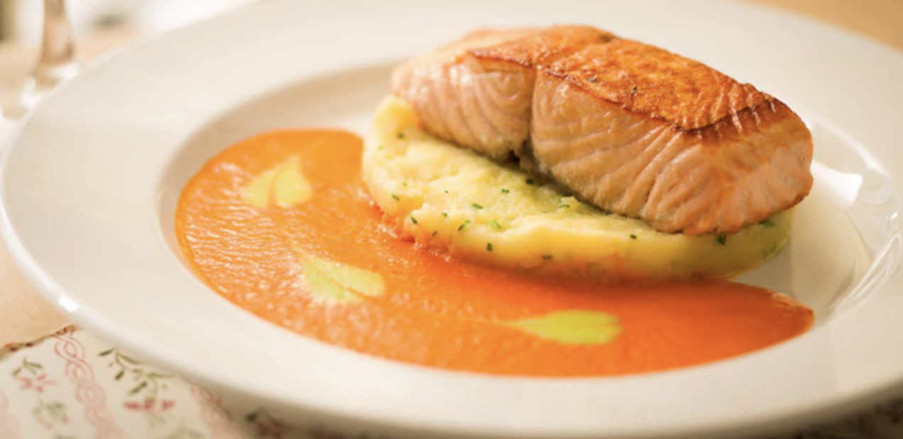 Chef's de France Dining Review - Visions of Magic